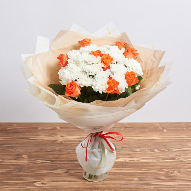 Хризантеми купити букет хризантем у Києві з доставкою додому Florina